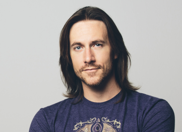 Game, Anime and DnD fans, this one is for you. Matthew Mercer, Critical ...
